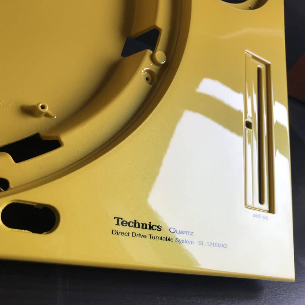 Custom Technics 1210 Yellow Plinths • Pimp My Decks